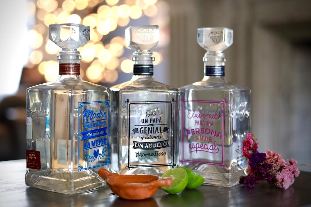 Grabado de botellas de tequila: todo lo que tienes que saber